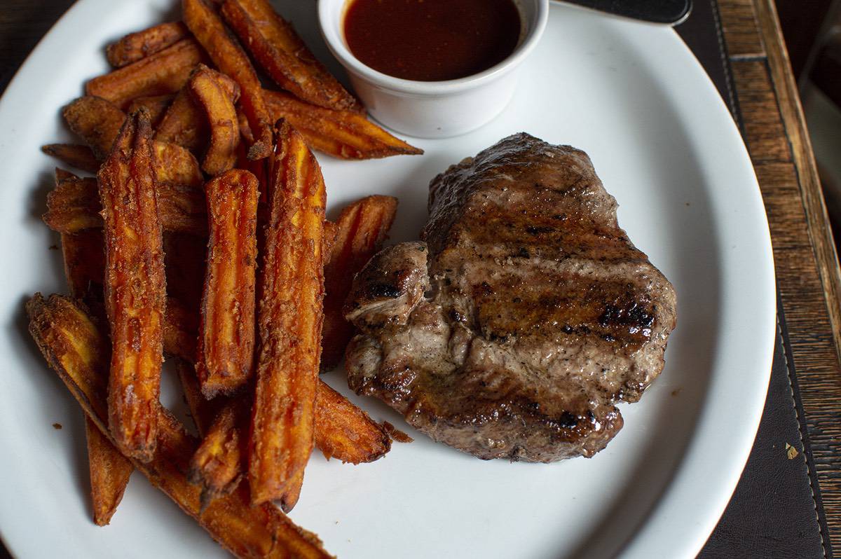 Quebracho, parrilla argentina, conoce los top 5 de su menú