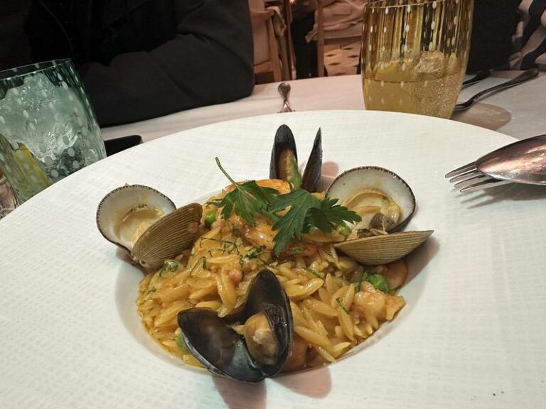 Eliá Estiatorio, un auténtico resturante de cocina griega